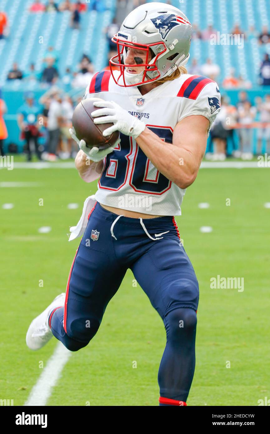 Sunday, January 9, 2022; Miami Gardens, FL USA; New England Patriots ...