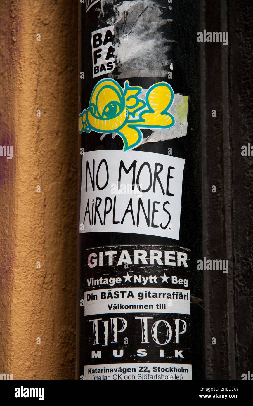 No more airplanes sticker. Net zero. Travel bans Stock Photo - Alamy