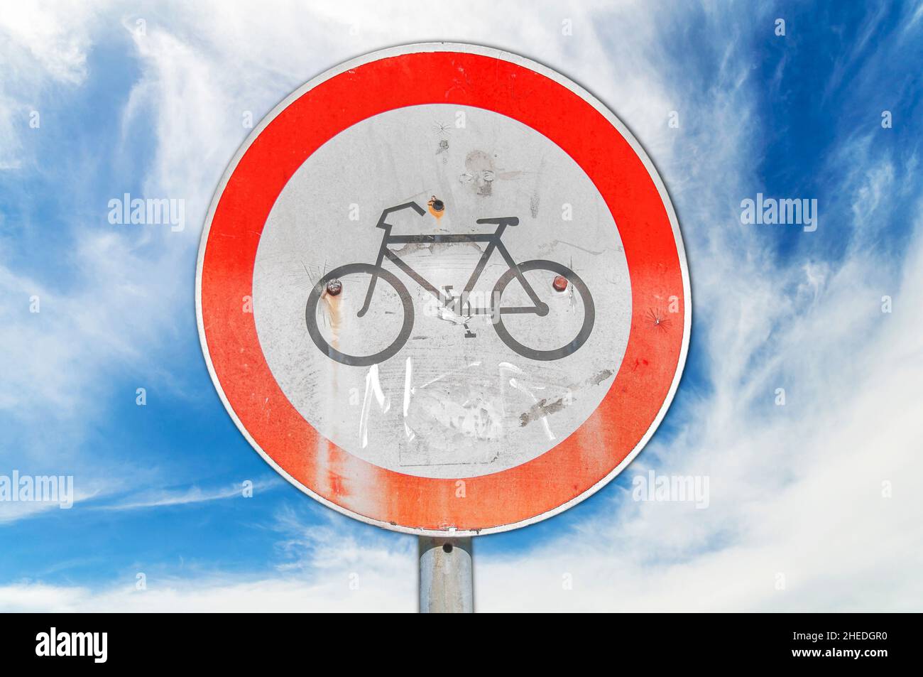 No cycling road sign Stock Photo - Alamy