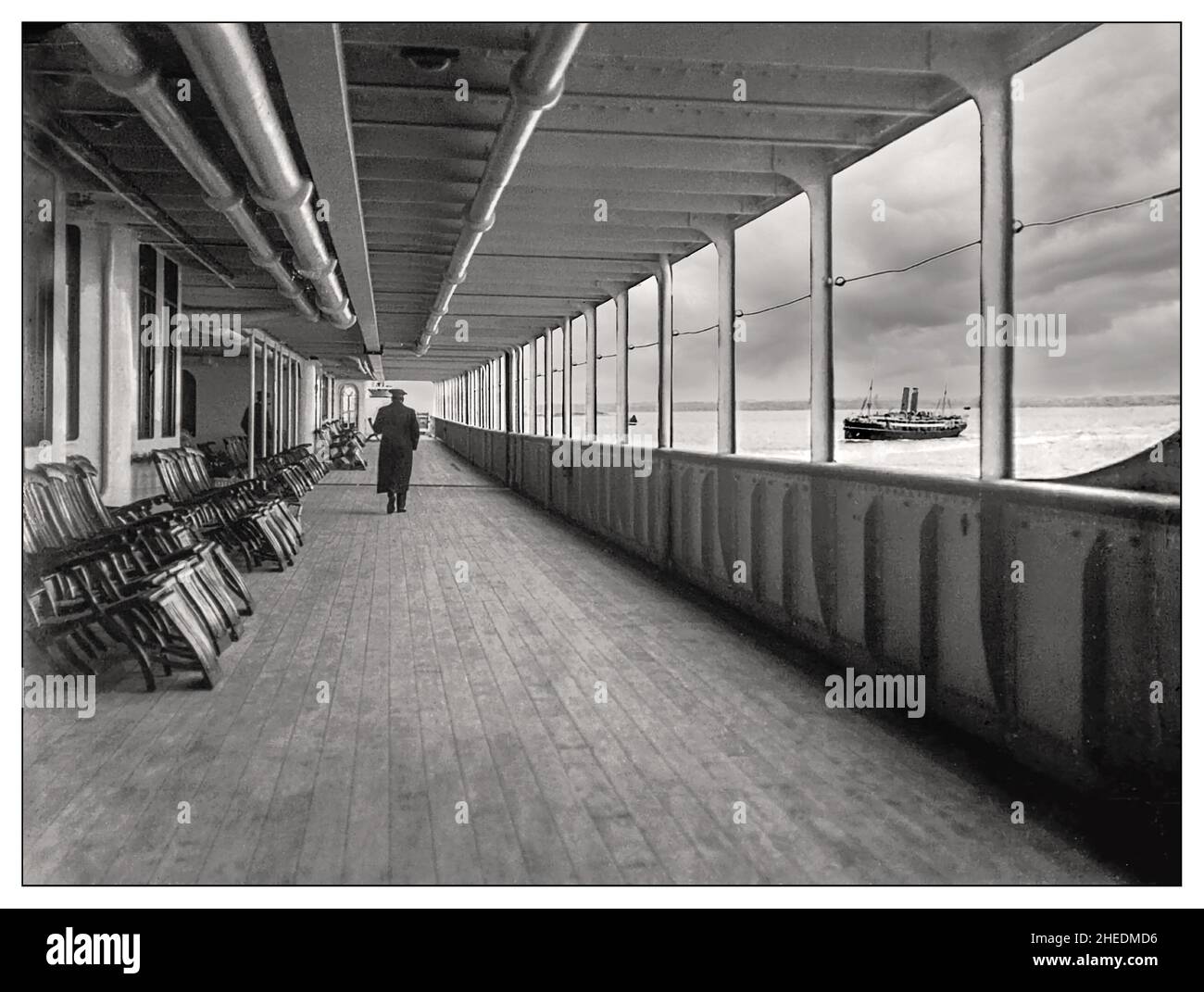 Officer of the deck Cut Out Stock Images & Pictures - Alamy