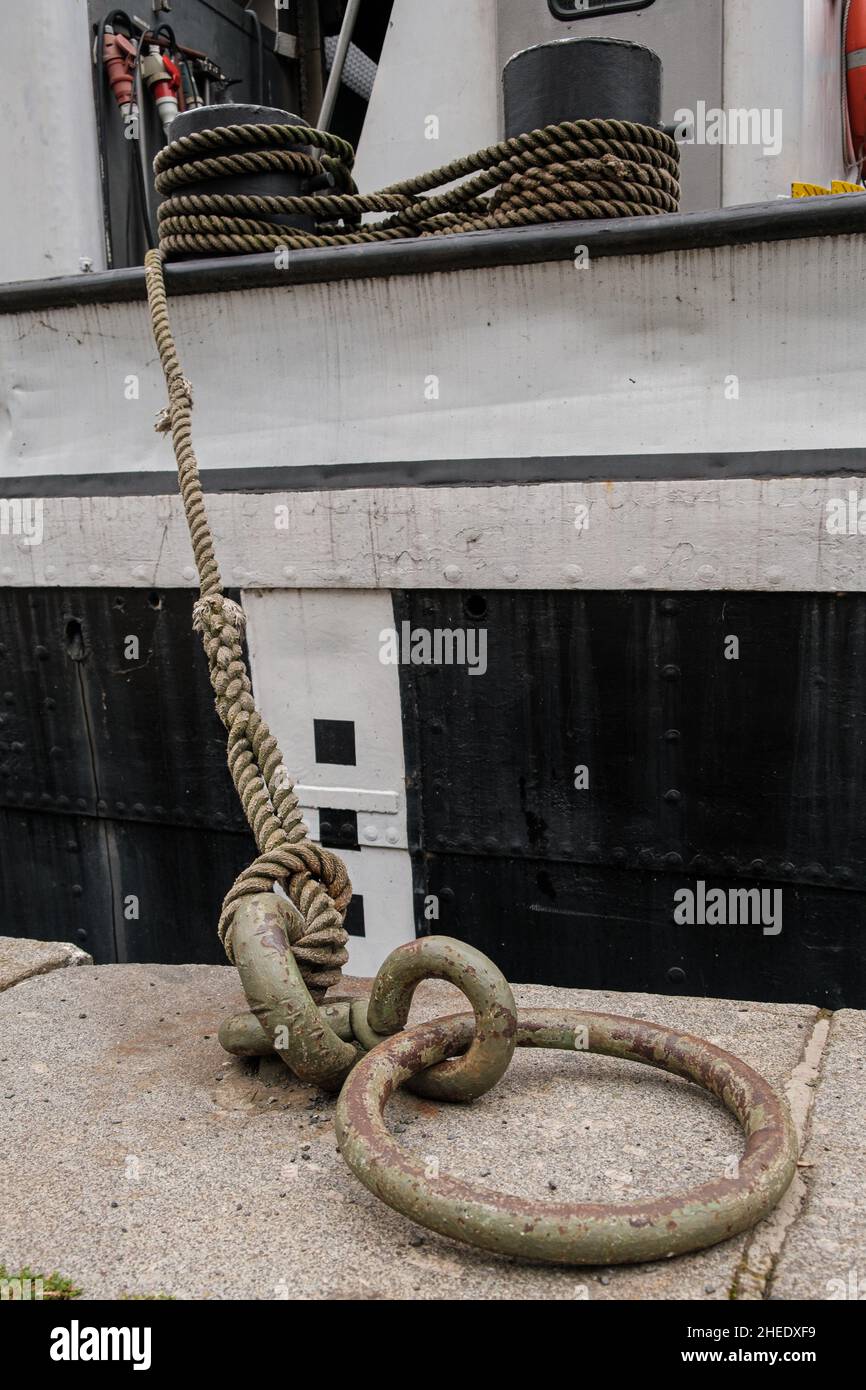 Ring vessel hi-res stock photography and images - Alamy