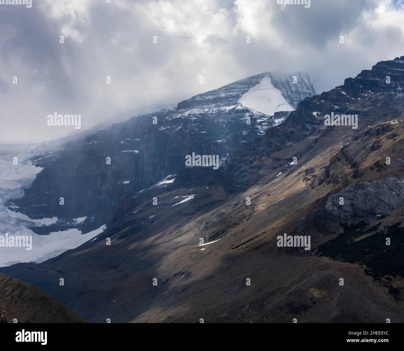 Stunning sun rays shining on the peaks and glaciers at Columbia Ice ...