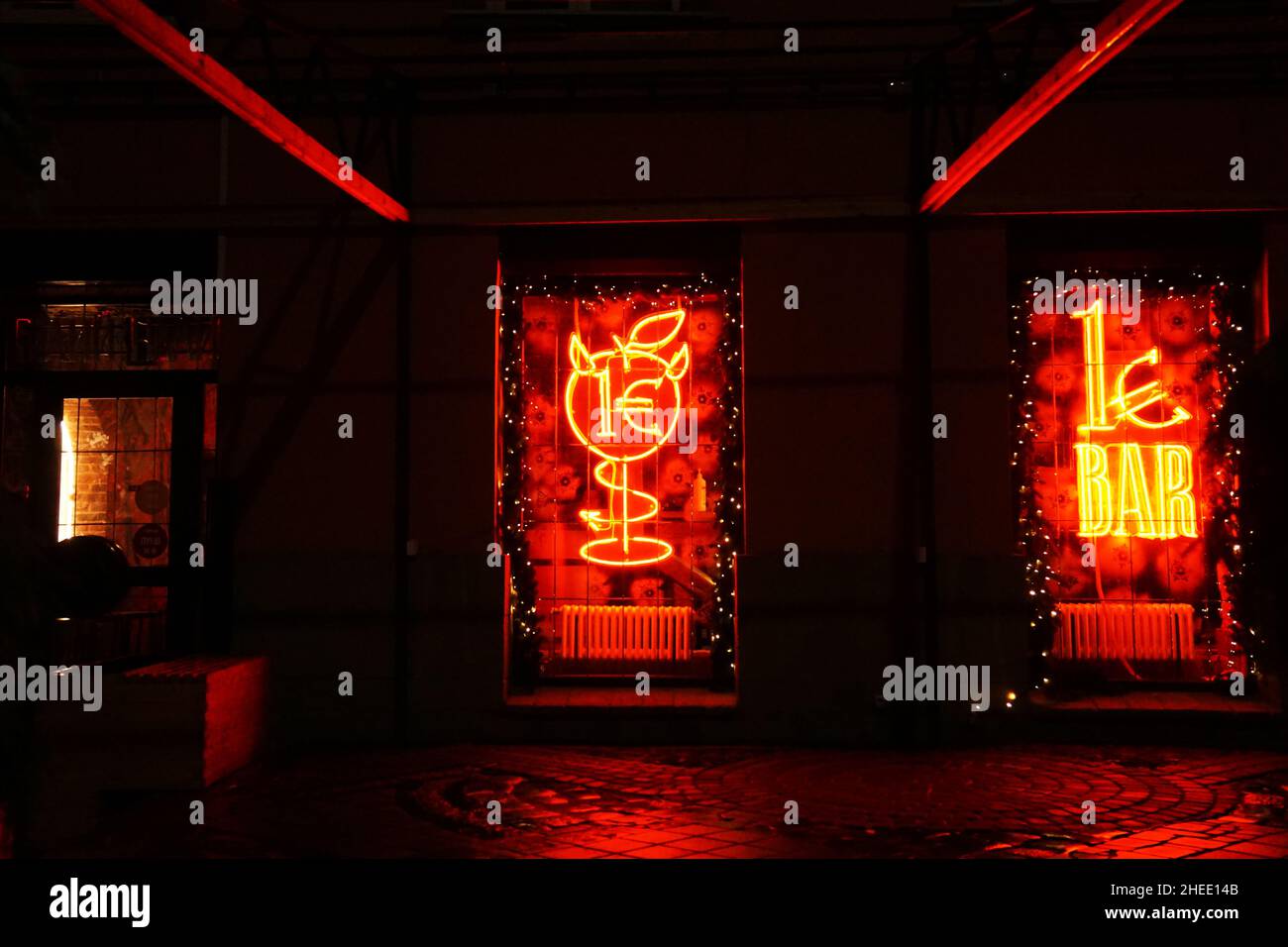 Neon sign bar euro hi-res stock photography and images - Alamy