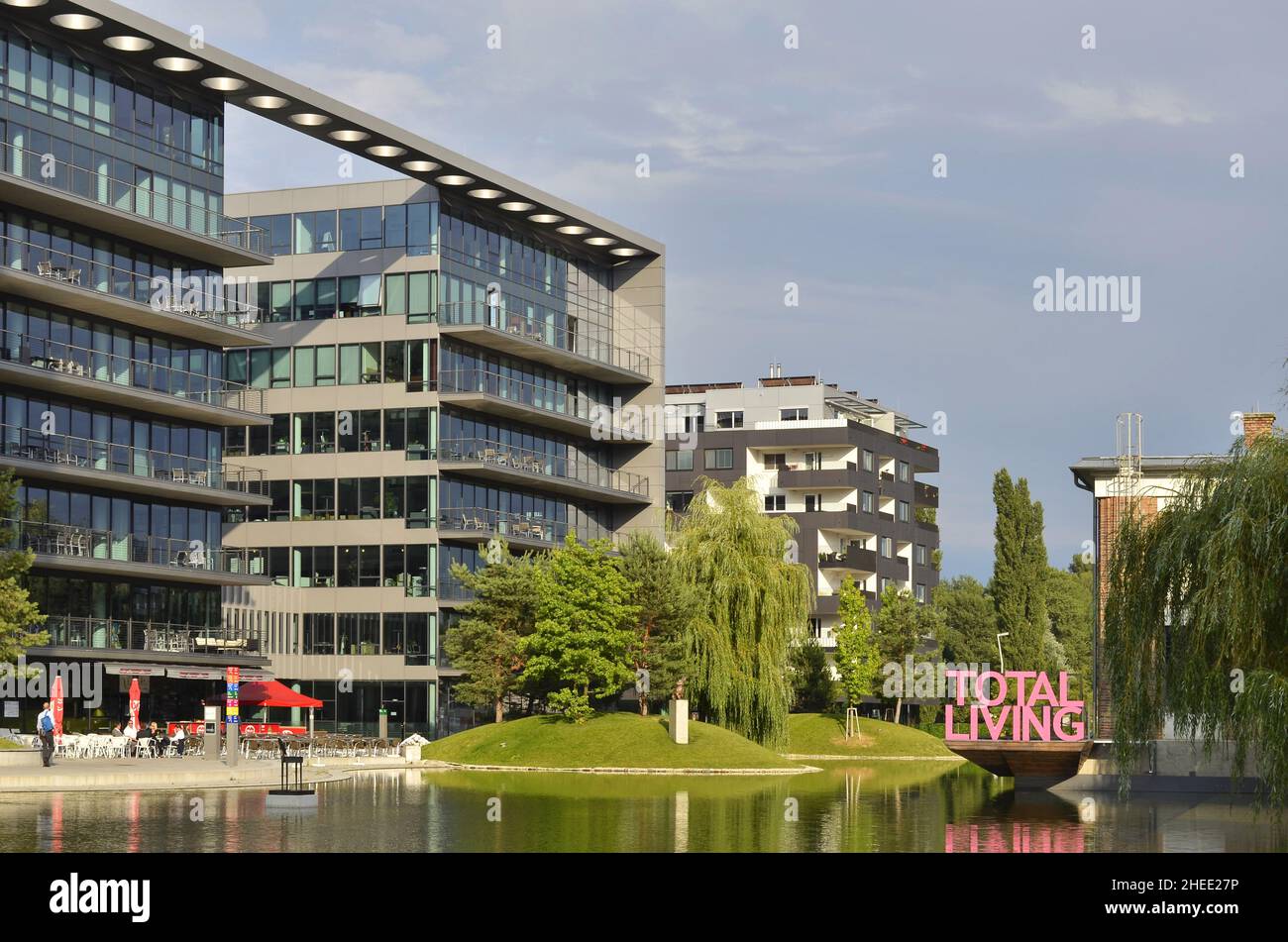Residential commercial building hi-res stock photography and images - Alamy