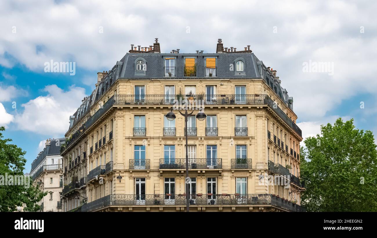 Paris, typical facades and street, beautiful buildings rue Reaumur ...