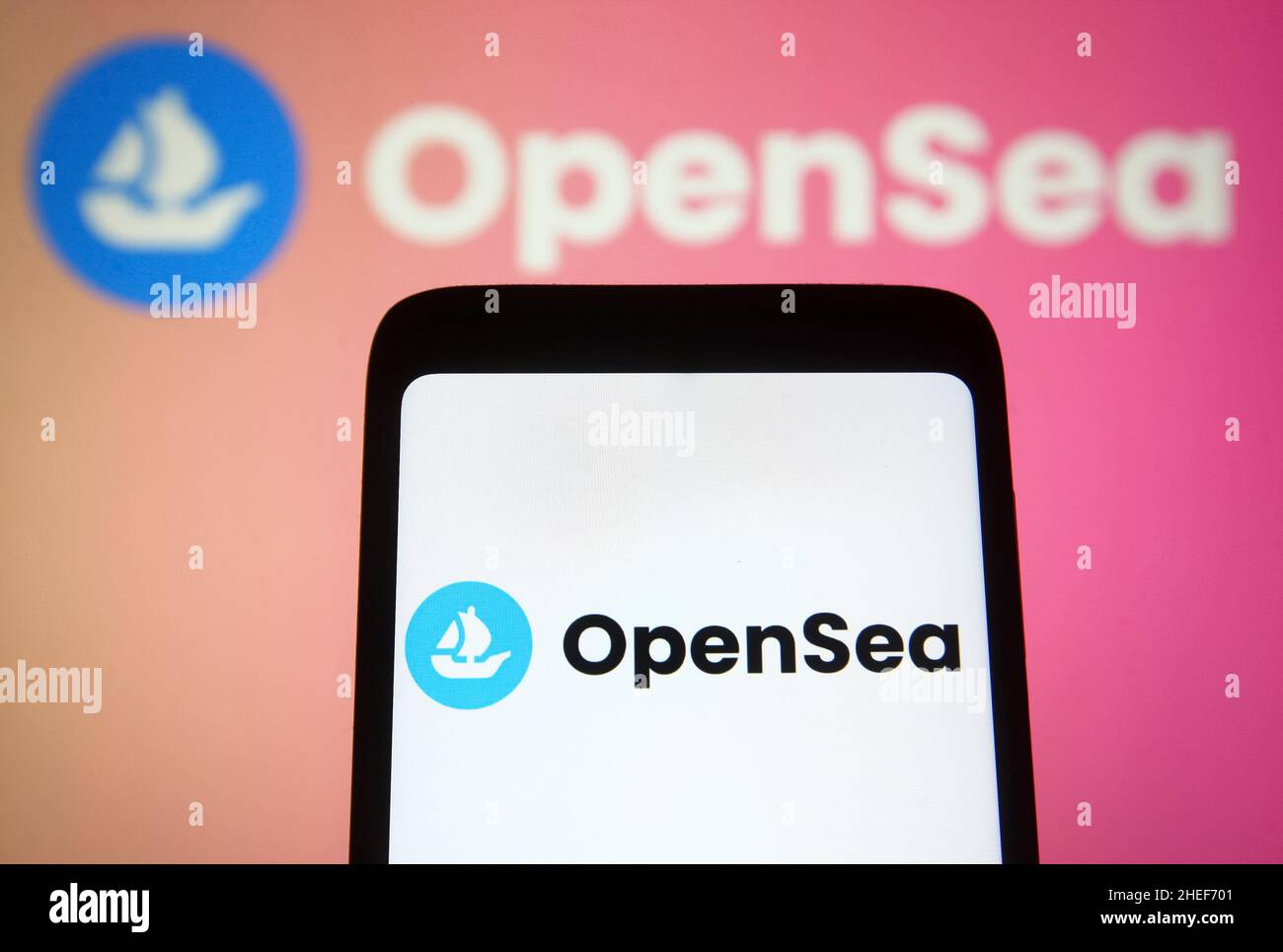 Opensea logo hi-res stock photography and images - Alamy