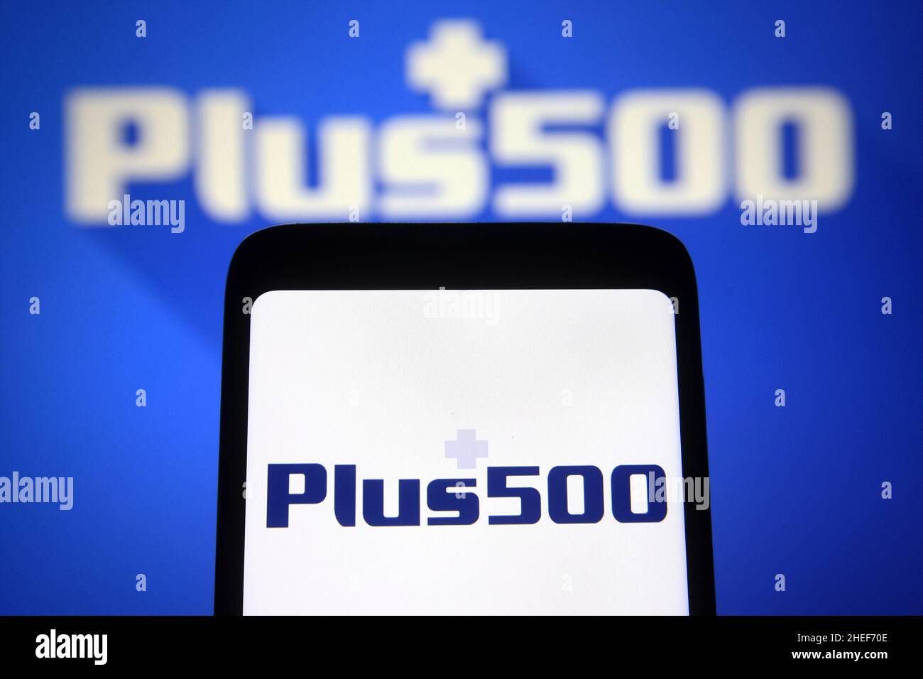 Plus500 sign hi-res stock photography and images - Alamy