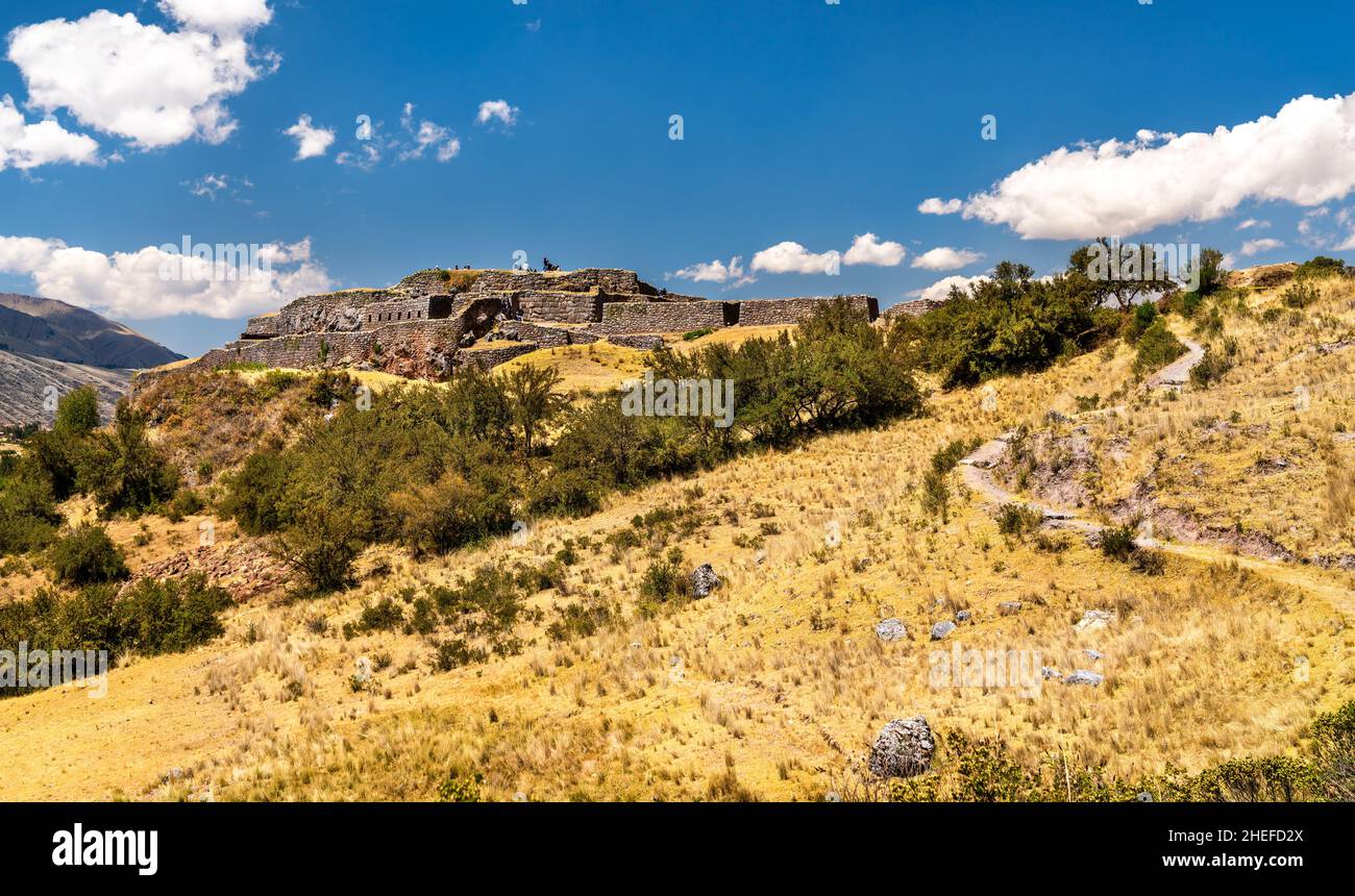 Puka Pukara Fortress in Cusco, Peru Stock Photo - Alamy