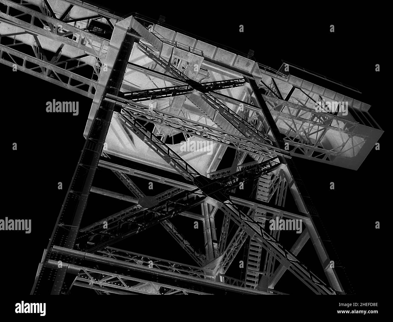 A Titan cantilever crane built by William Arrol & Co in 1917, at James ...