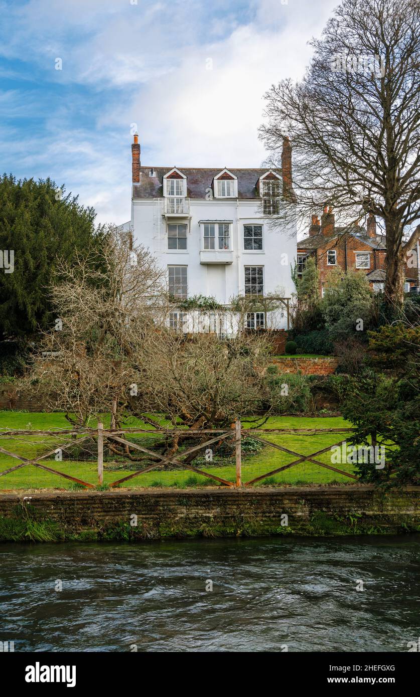 Side elevation of large house hi-res stock photography and images - Alamy