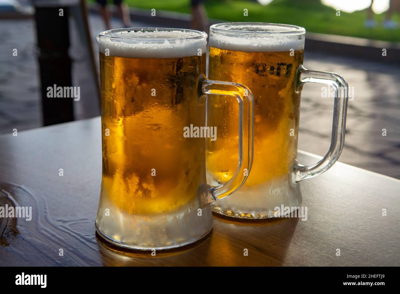 Two glasses foamy beer hi-res stock photography and images - Alamy