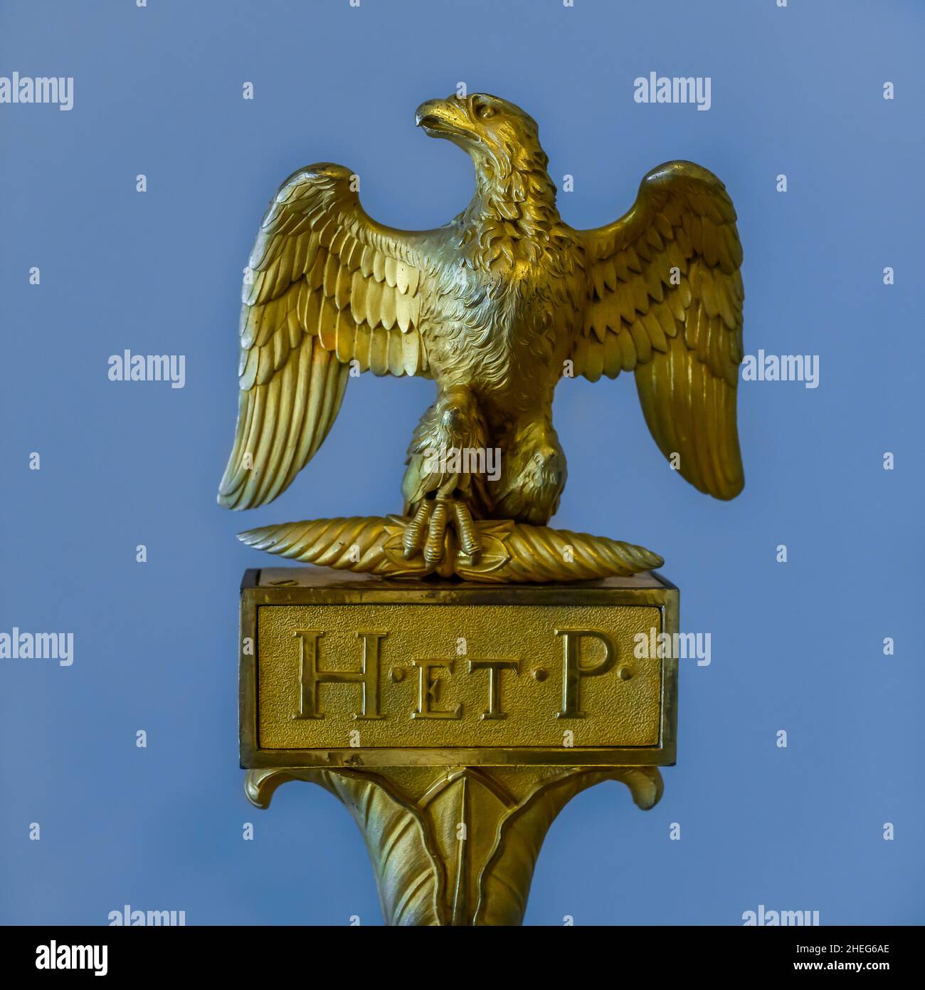 Sculpture bird hi hi-res stock photography and images - Alamy