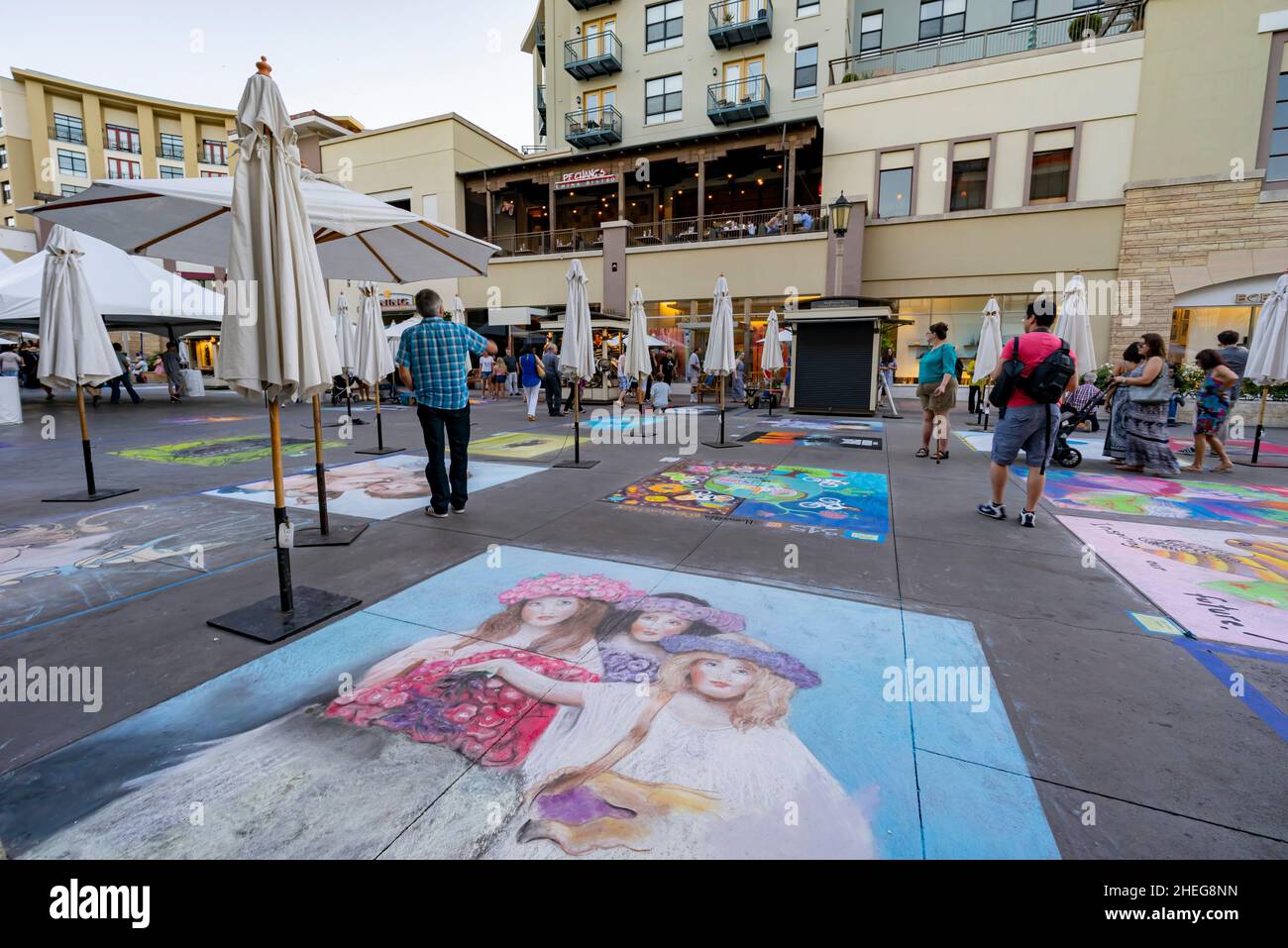 Chalk art pasadena hi-res stock photography and images - Alamy