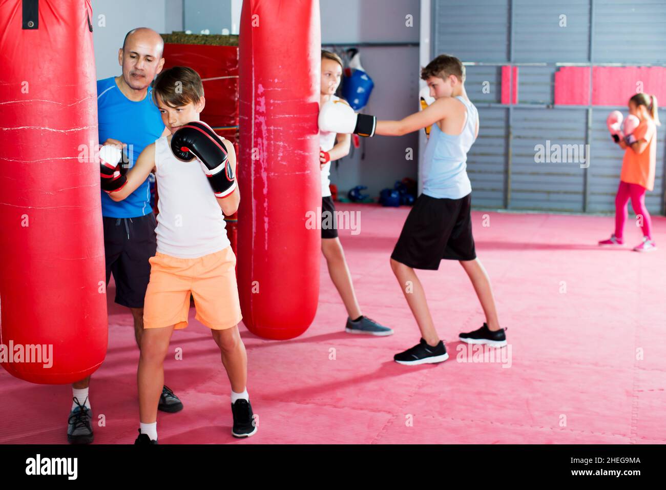 Blows strength hi-res stock photography and images - Alamy
