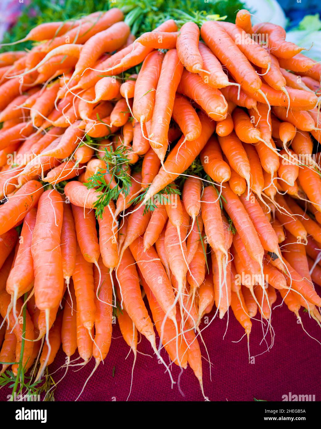 Farmers market stall hi-res stock photography and images - Alamy