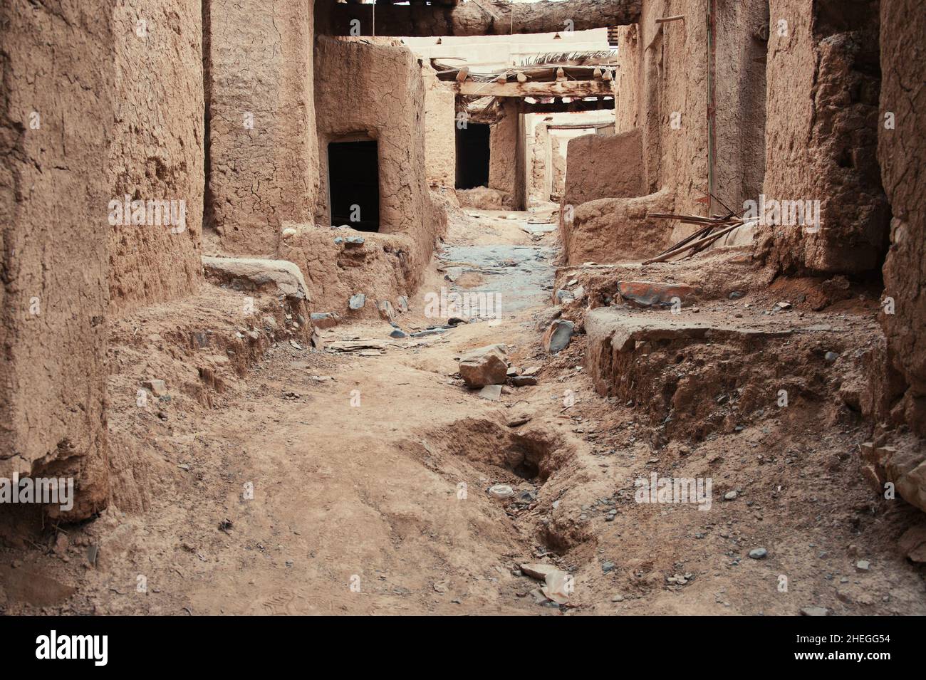 Old part of 400 years old town Al Hamra in Oman Stock Photo - Alamy