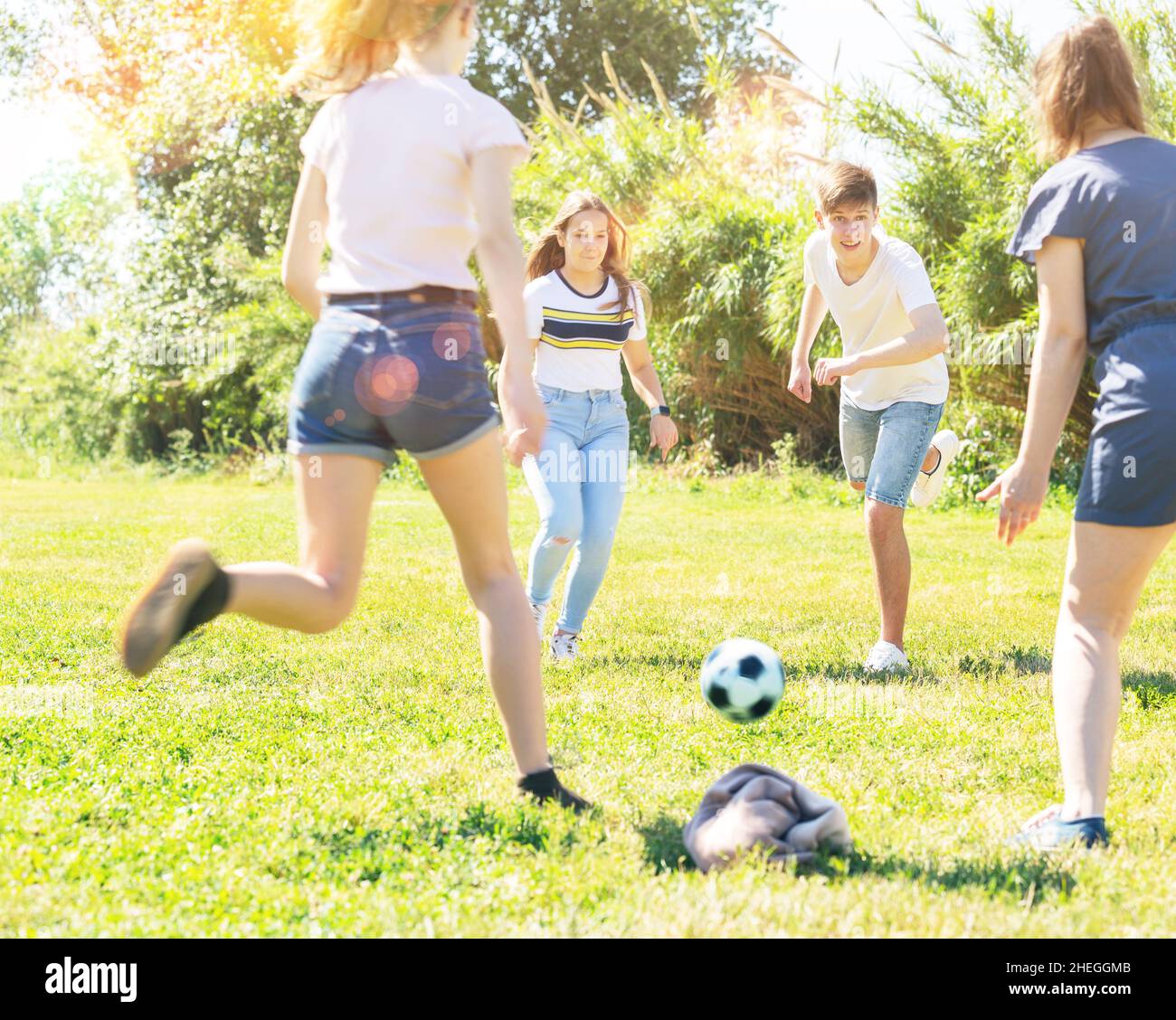 Teenagers at play hi-res stock photography and images - Alamy