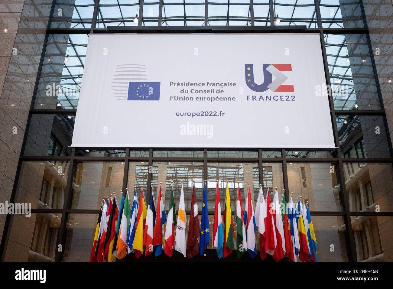 Drapeau drapeau logo hi-res stock photography and images - Alamy