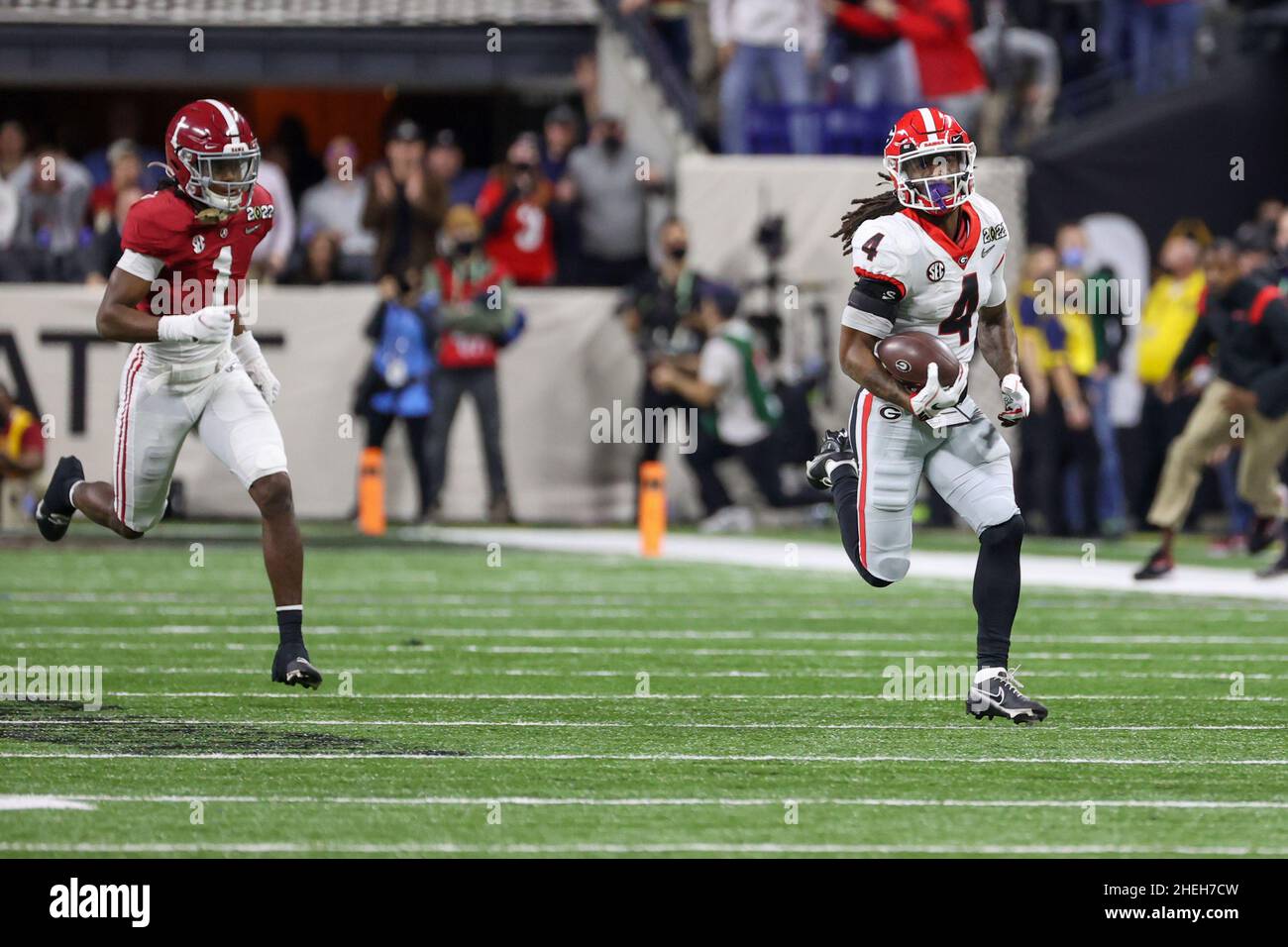 Indianapolis, IN, USA. 10th Jan, 2022. Georgia Bulldogs running back ...