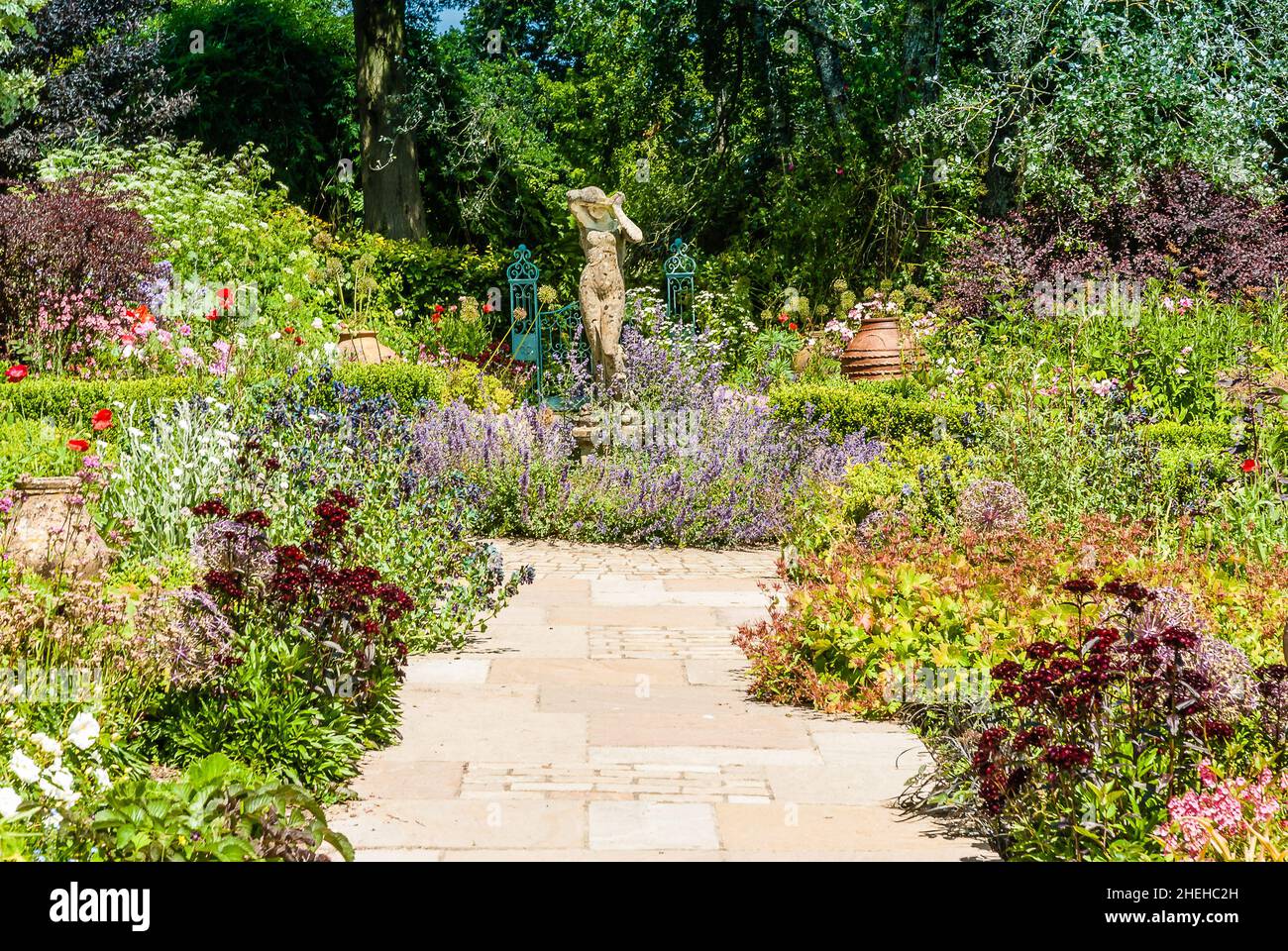 Burrow farm garden hi-res stock photography and images - Alamy