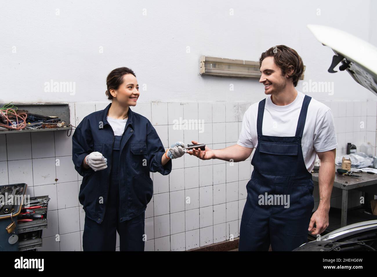 Mechanics wrenches hi-res stock photography and images - Alamy