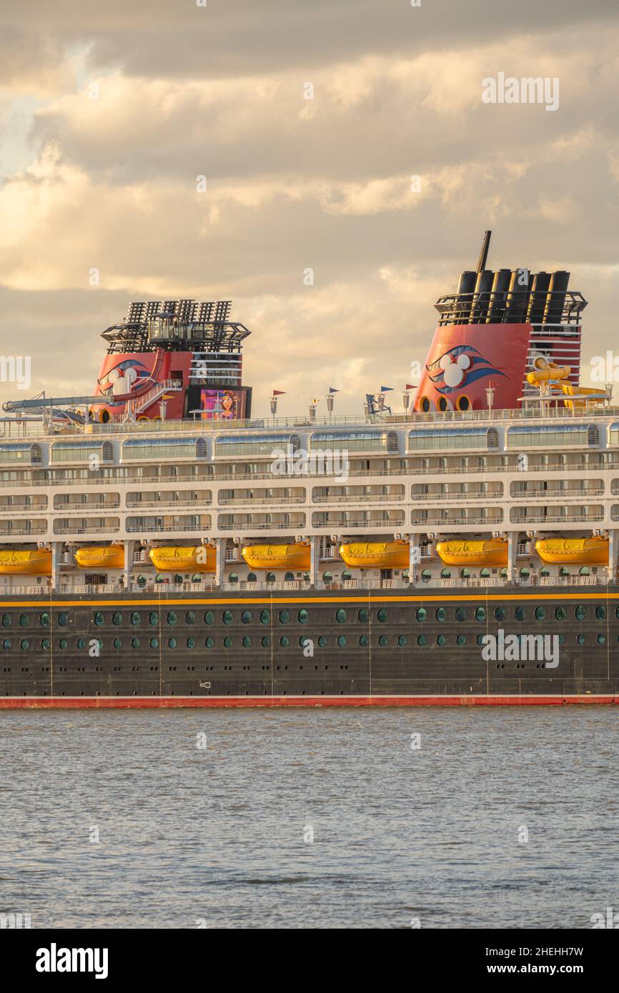 Disney Magic moored at Tilbury cruise terminal from Gravesend Kent ...