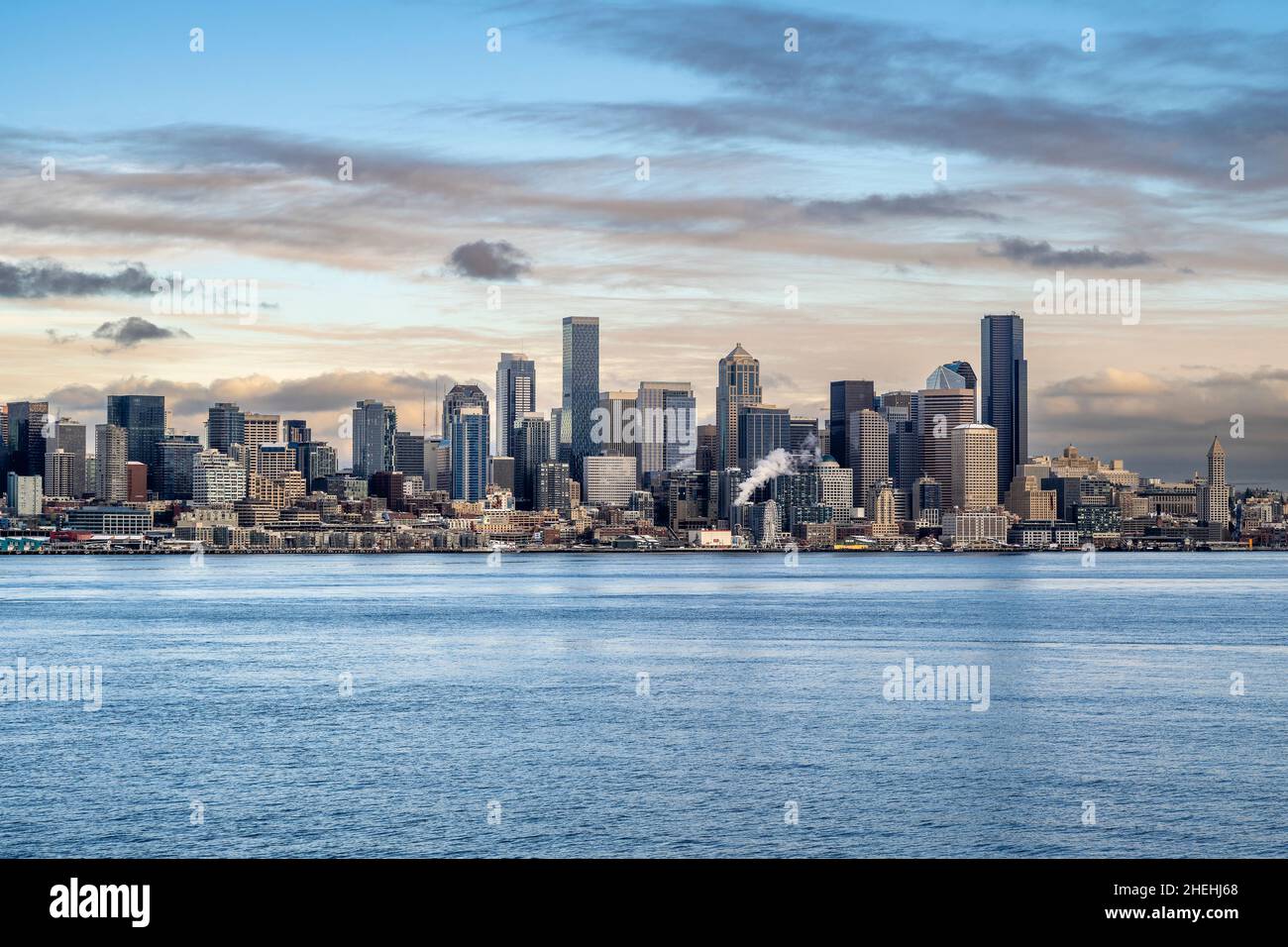 Waterfront beautiful sunset hi-res stock photography and images - Alamy