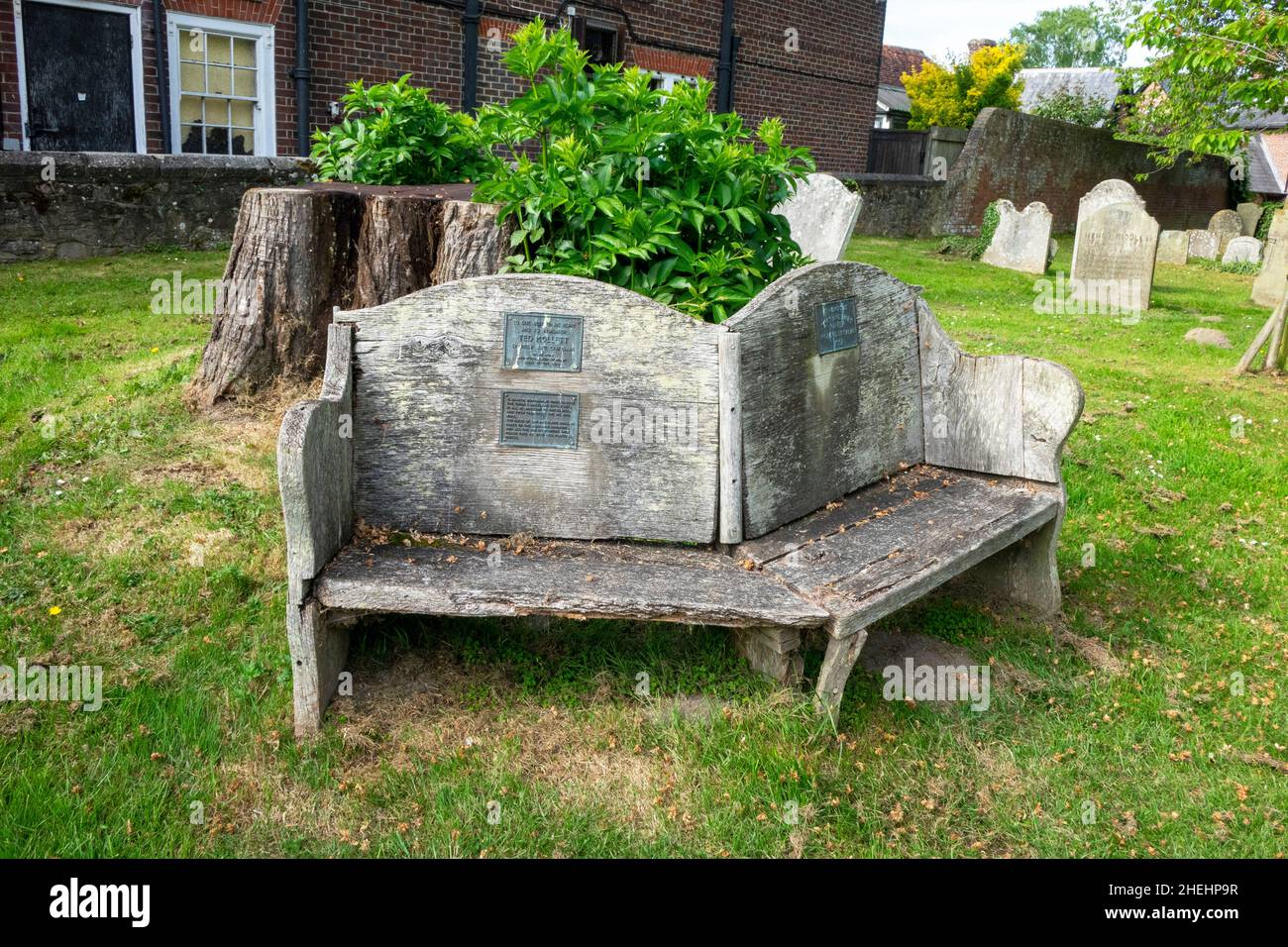 Timber wooden bench hi-res stock photography and images - Alamy