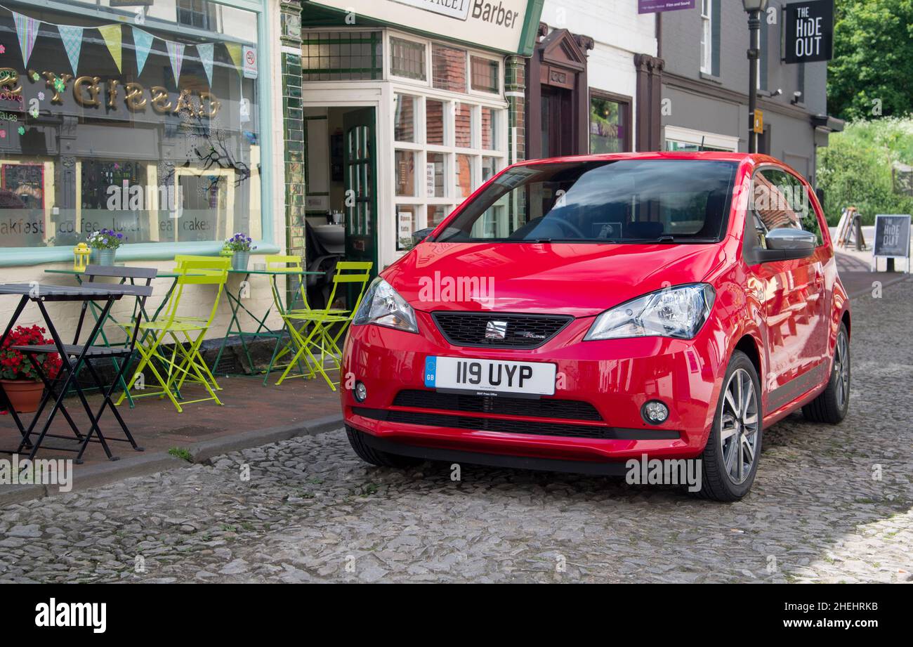 2016 SEAT Mii FR Line Spanish sub-compact hot hatch car Stock Photo - Alamy