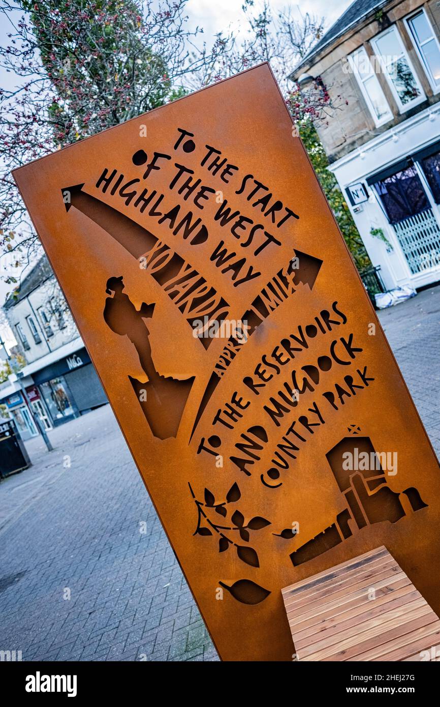 West highland way sign fort william hi-res stock photography and images ...