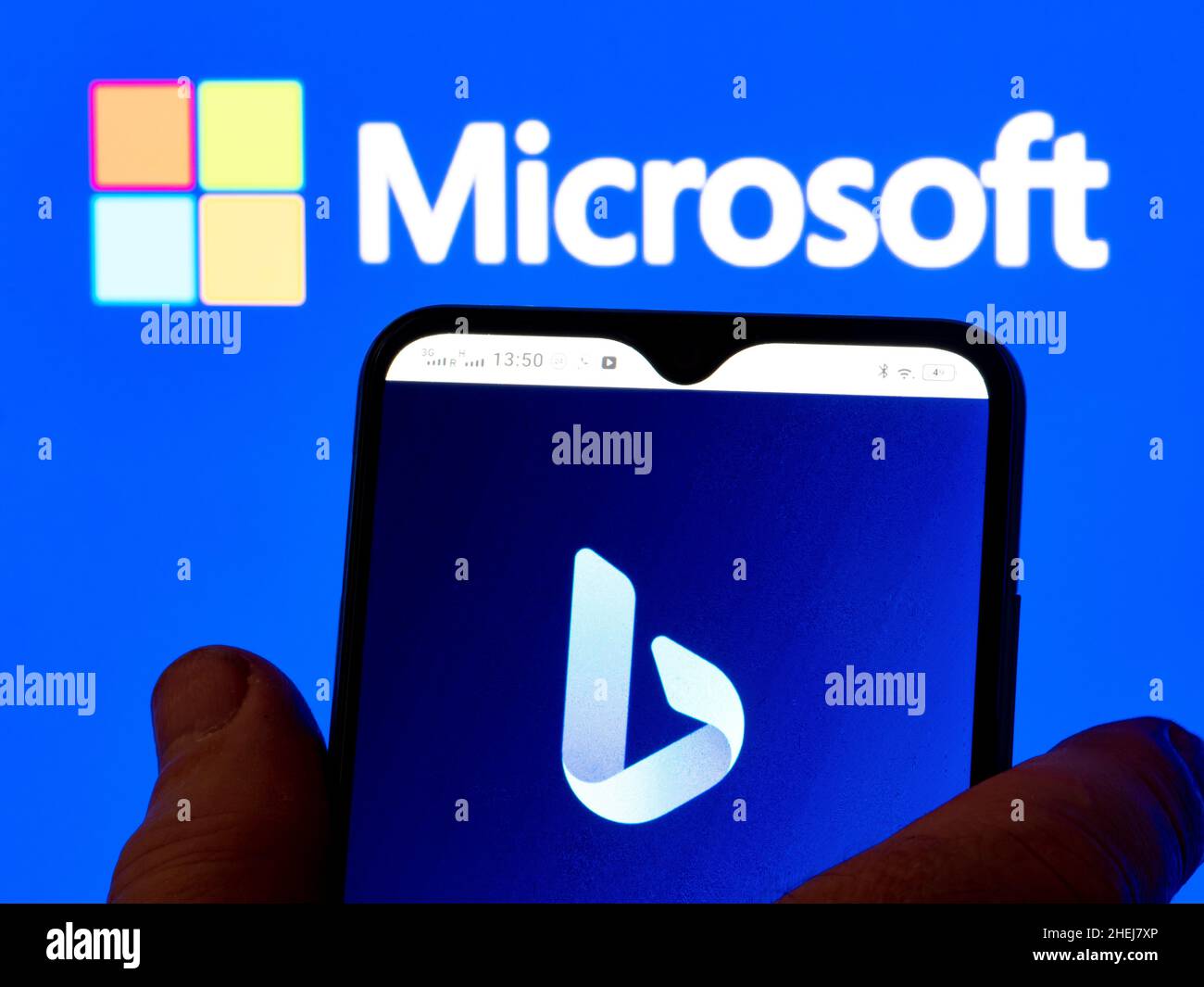 Microsoft bing logo hi-res stock photography and images - Alamy