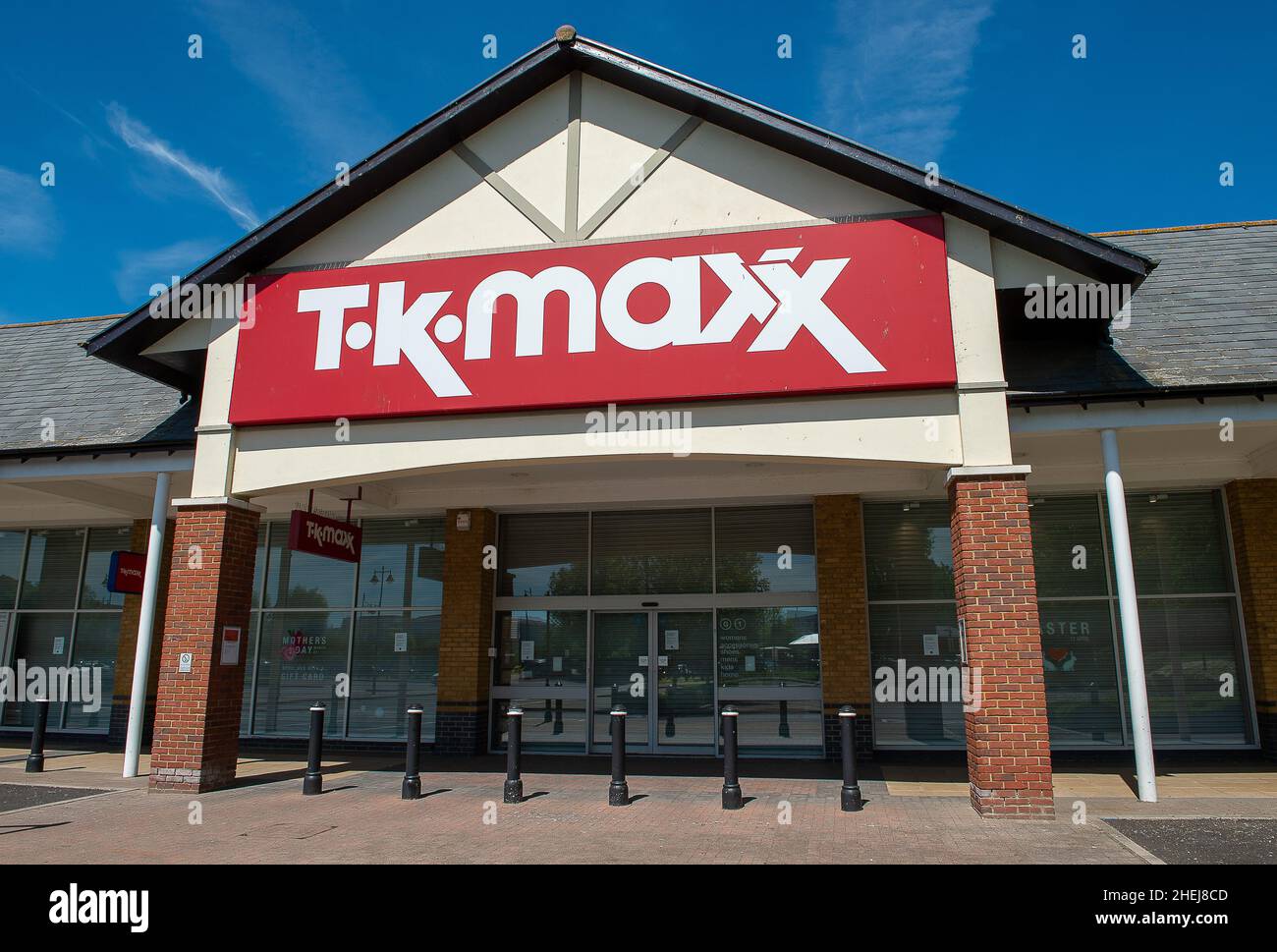 Staines-upon-Thames, Surrey, UK. 20th May, 2020. The T K Maxx store at ...