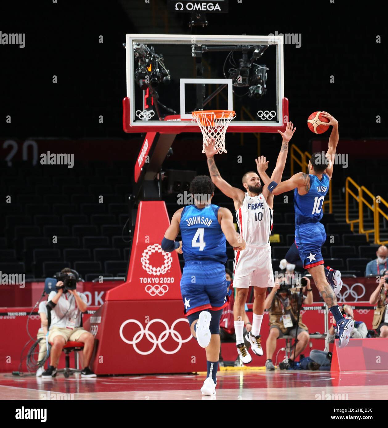 Jayson tatum dunk hi-res stock photography and images - Alamy