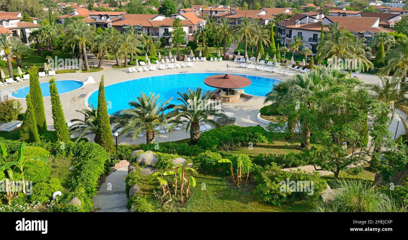 Elegant holiday resort hi-res stock photography and images - Alamy