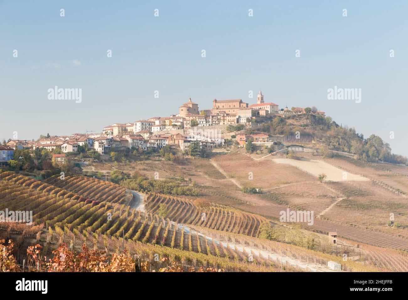 La morra hi-res stock photography and images - Alamy