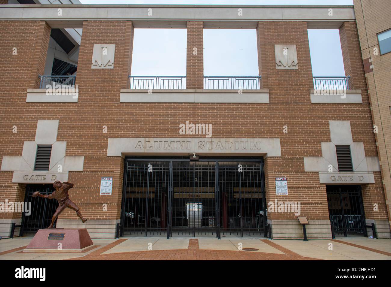 Alumni stadium hi-res stock photography and images - Alamy