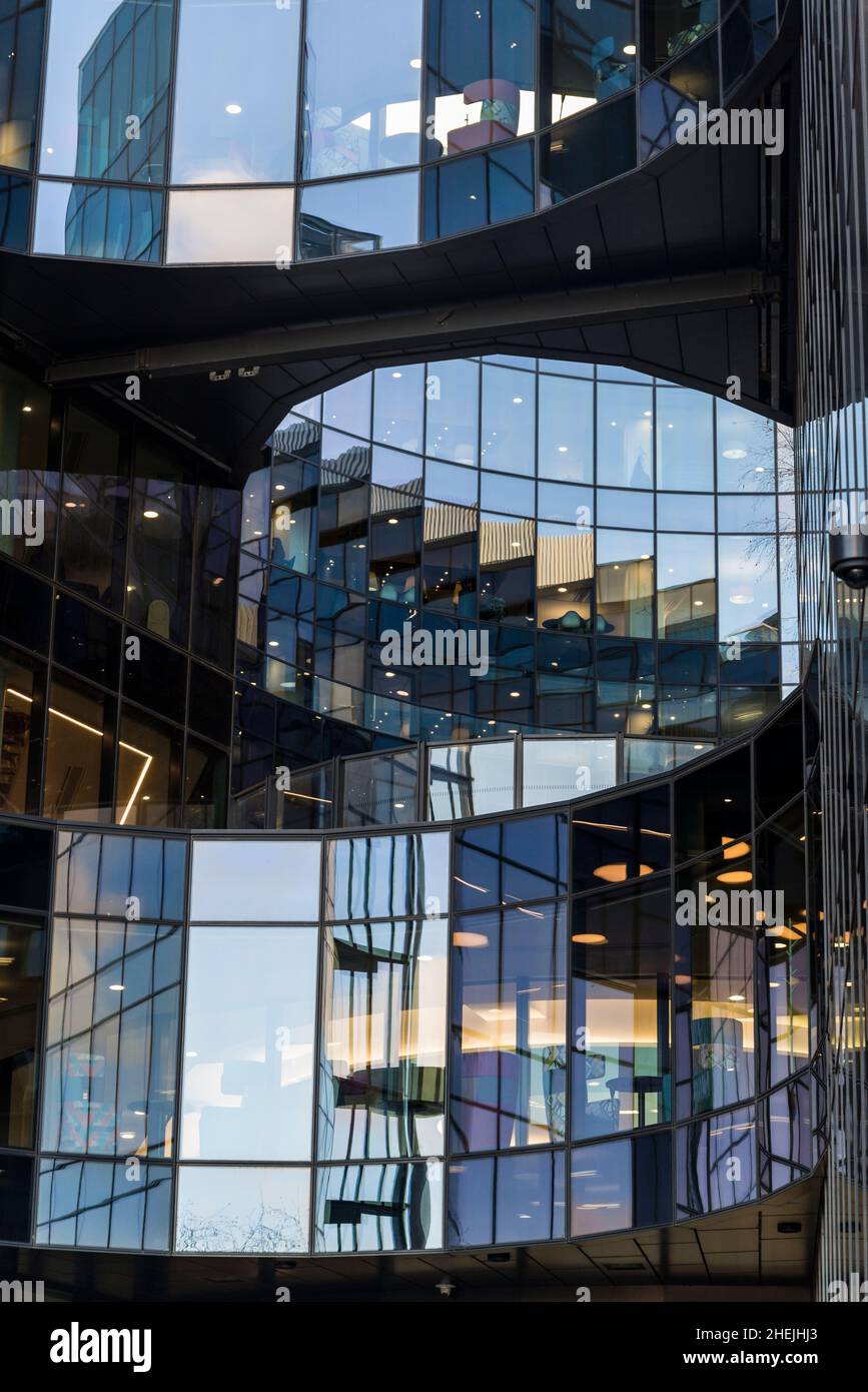 New headquarters for Ernst & Young at 1 More London Place, a ten-storey ...