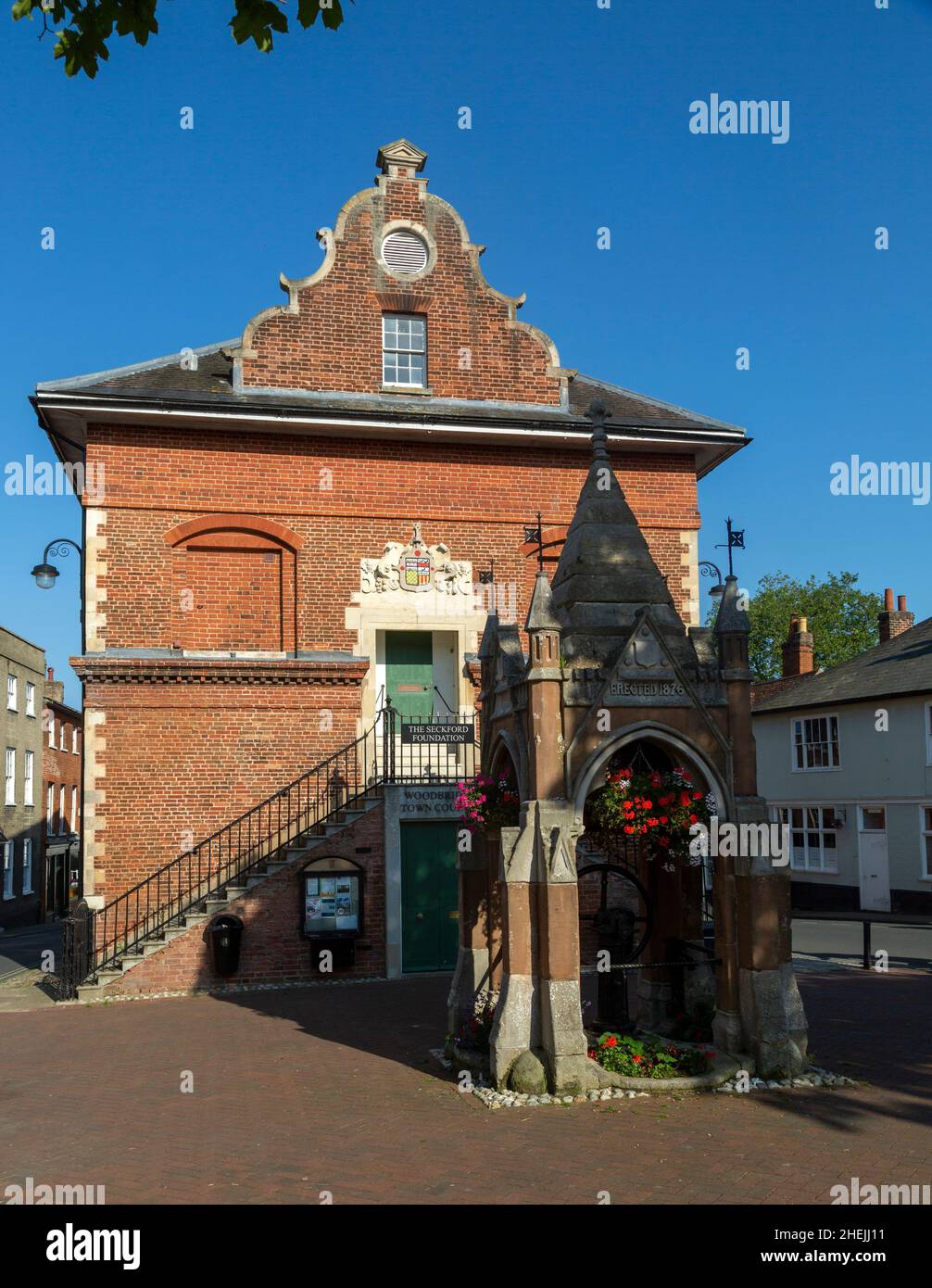 The Shire Hall and Corn Exchange, Tudor architecture, Woodbridge ...