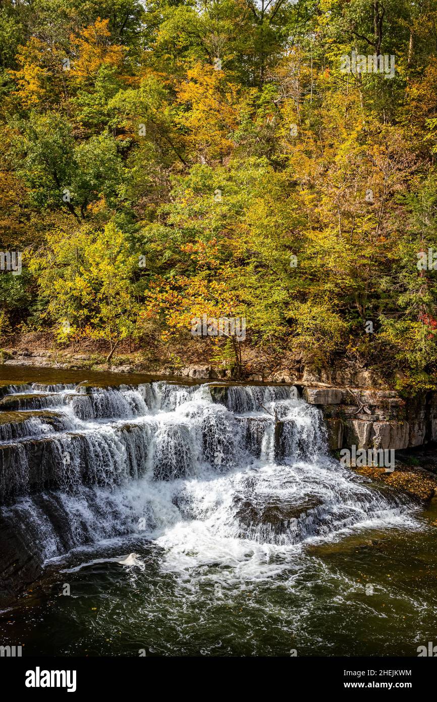 Taughannock Creek during the Autumn leaf color change in the Finger ...