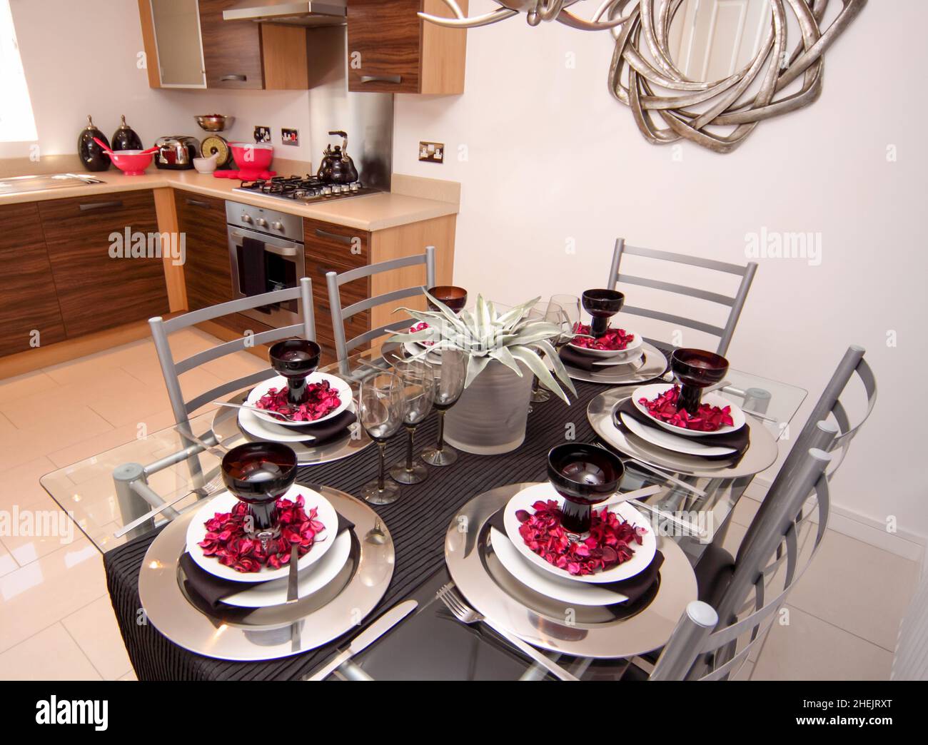 Setting black hi-res stock photography and images - Alamy