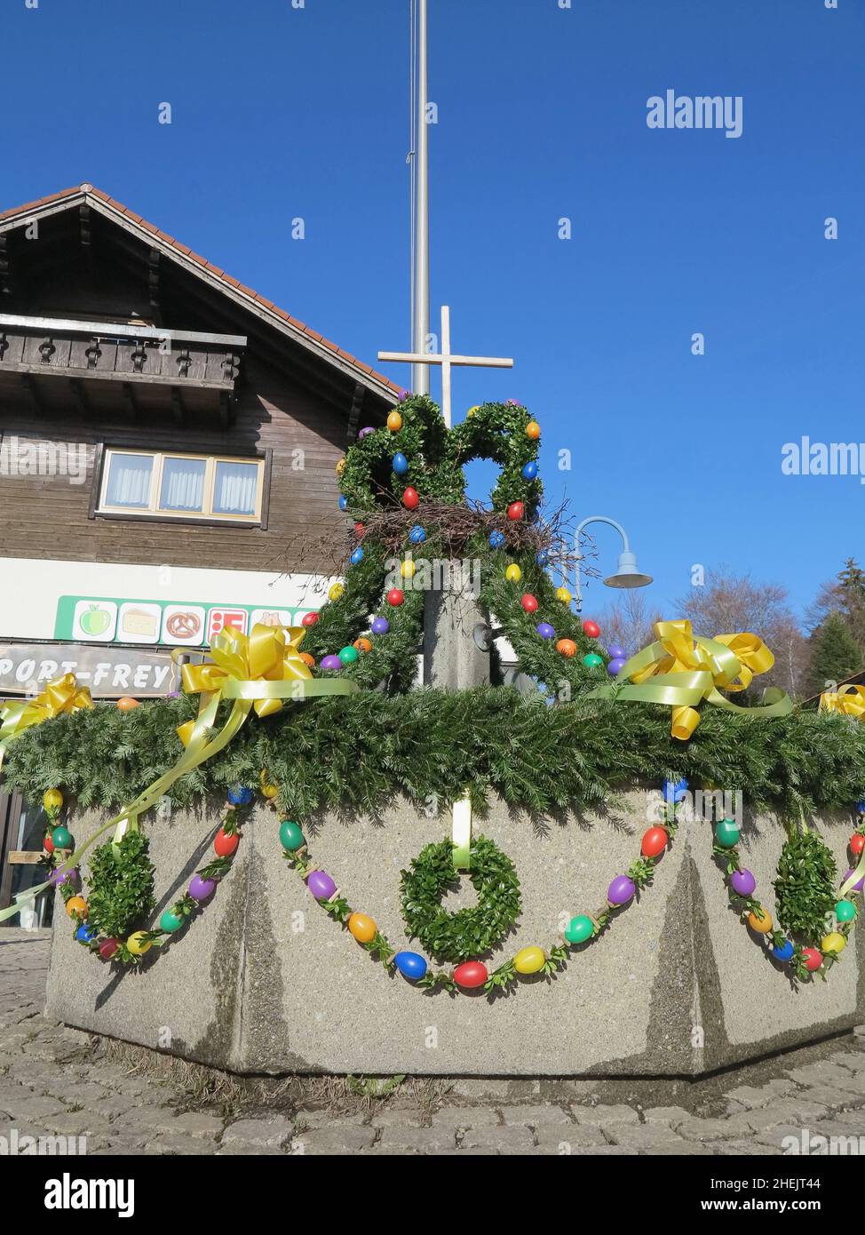 Well easter well hi-res stock photography and images - Alamy