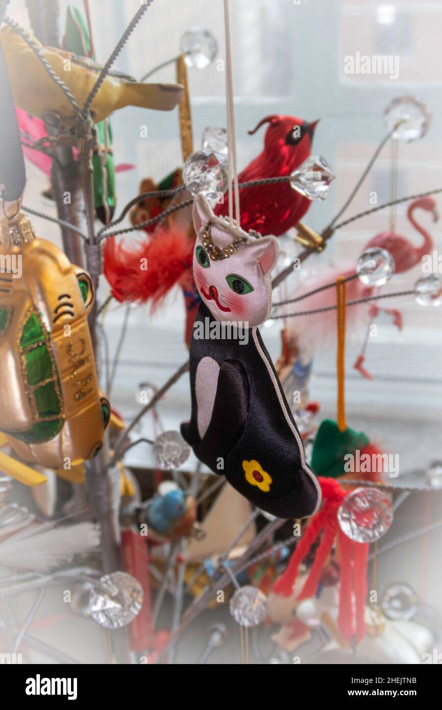 Glass tree hi-res stock photography and images - Alamy