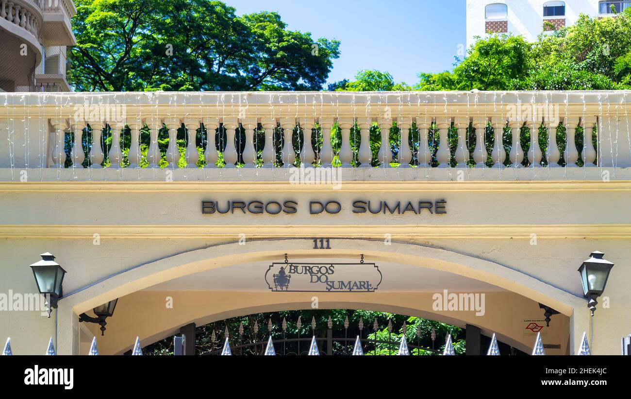'Burgos Do Sumare', apartment building with modern architecture in the ...