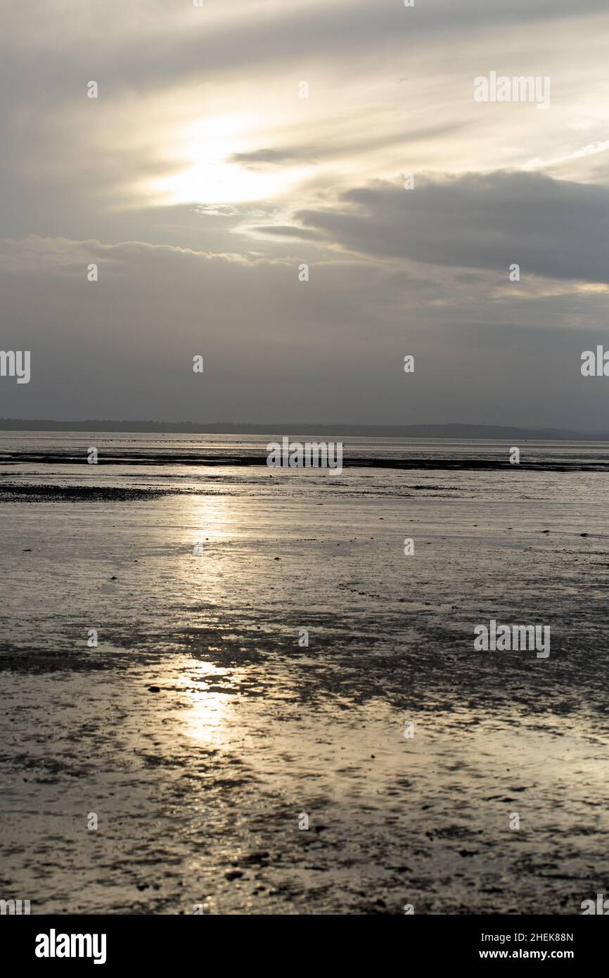 Grey expanse ocean hi-res stock photography and images - Alamy