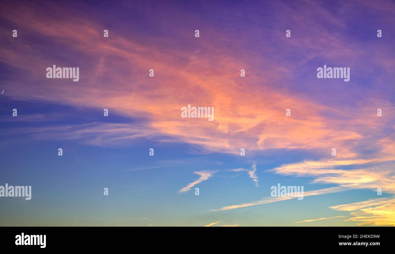 Beautiful sky with clouds at sunset. Dramatic sunset sky Stock Photo - Alamy