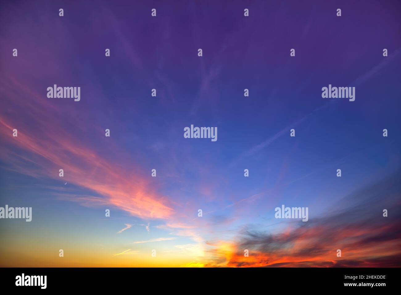 Beautiful sky with clouds at sunset. Dramatic sunset sky Stock Photo - Alamy