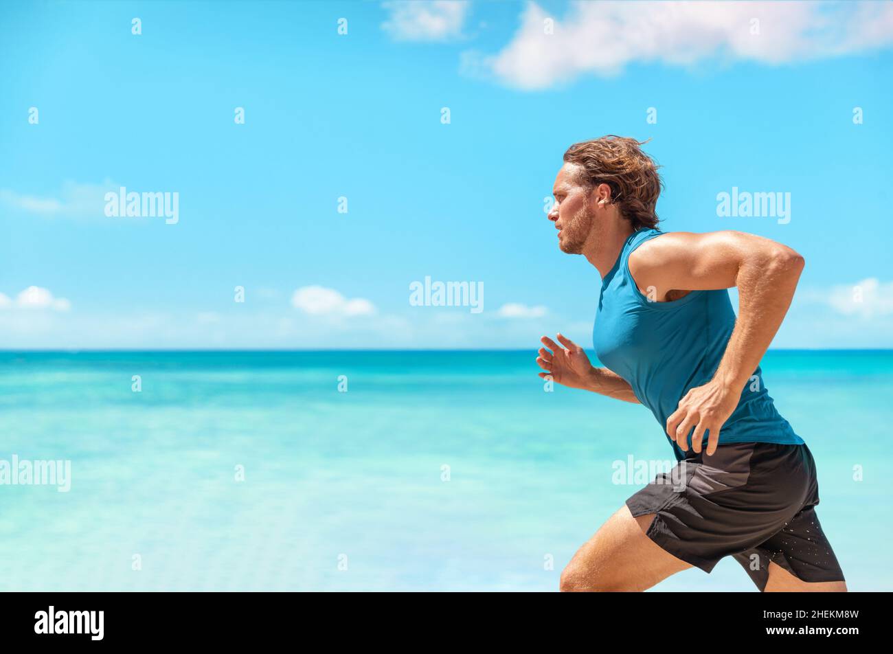 Male athlete beach running hi-res stock photography and images - Alamy