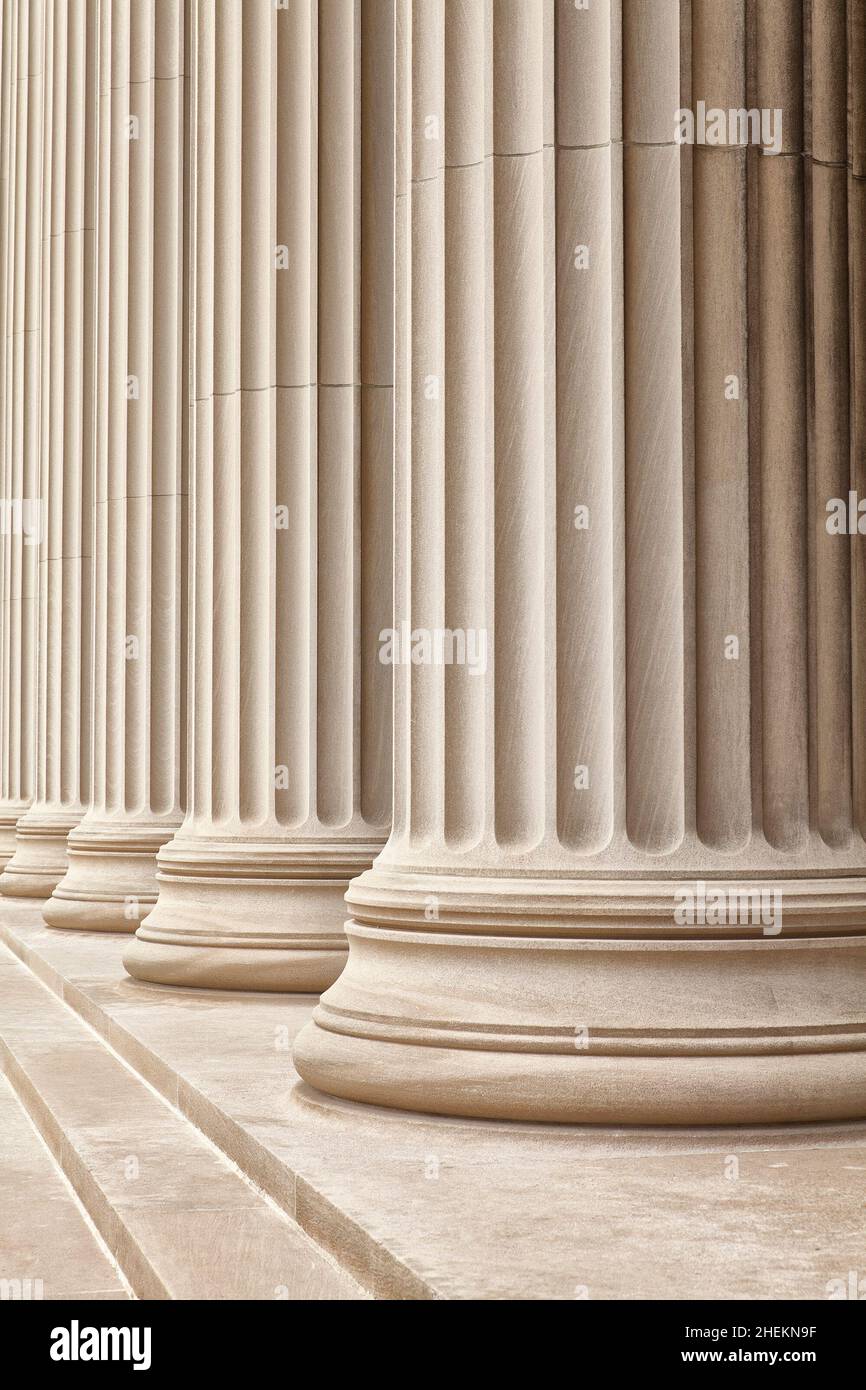Resistance columns hi-res stock photography and images - Alamy