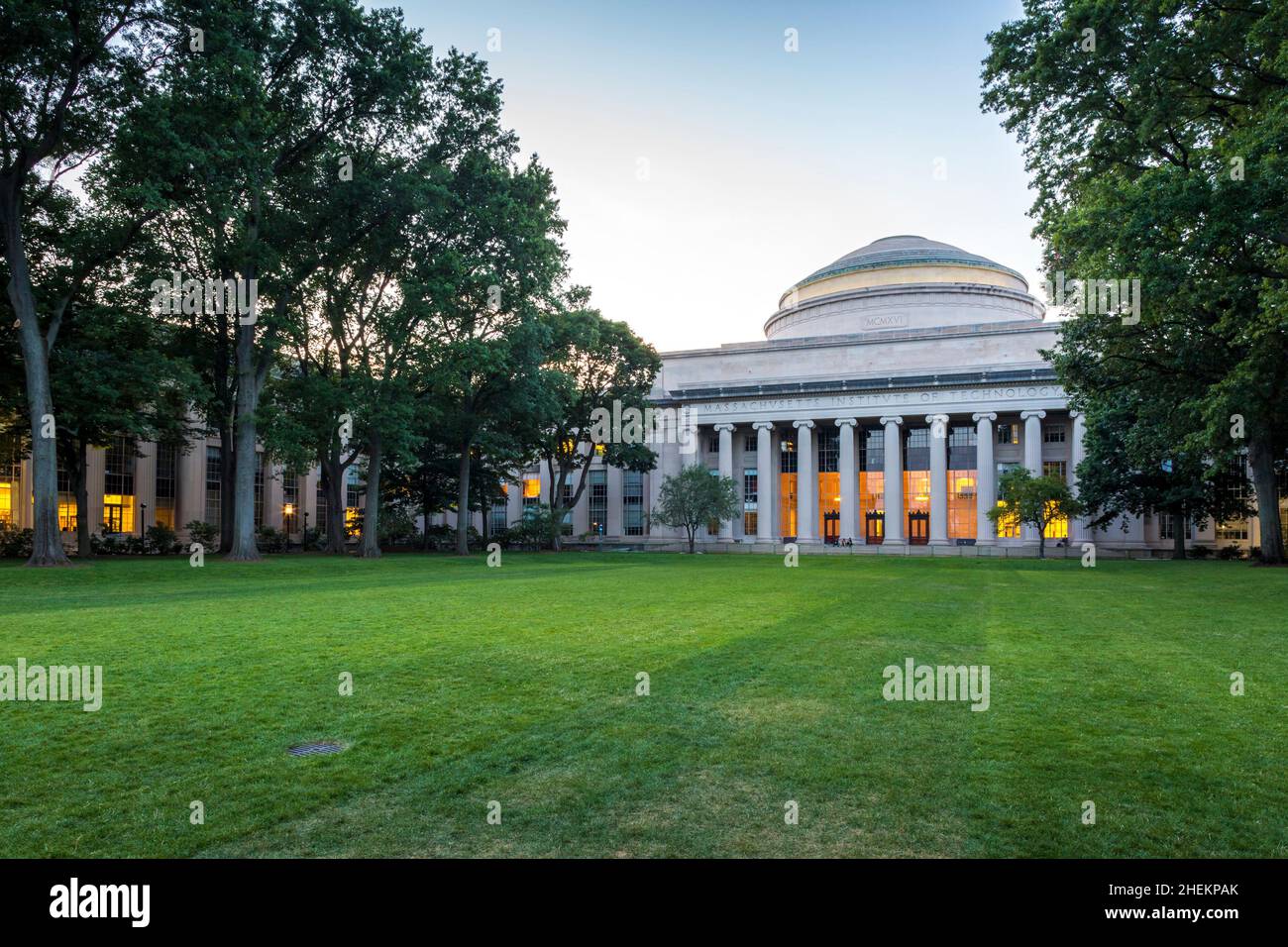 The Massachusetts Institute of Technology - MIT Stock Photo - Alamy