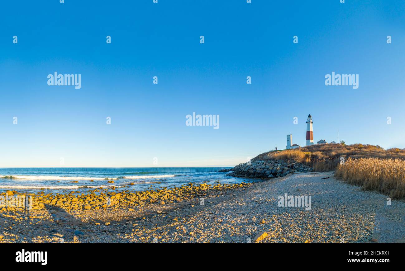 Atlantic ocean waves on the beach at Montauk Point Light, Lighthouse ...